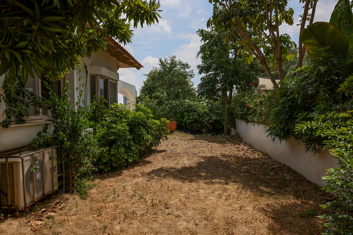 For sale duplex plot 500 square meters built 300 square meters - Adi ...